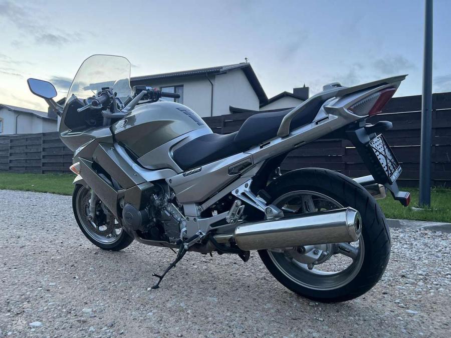 Brown Yamaha FJR 1300 2006 in Vilnius, with an engine capacity of 1.30 L and mileage of 36 thousand km for 5450 €, photo 7 on AUTOMOTO.COM.LV