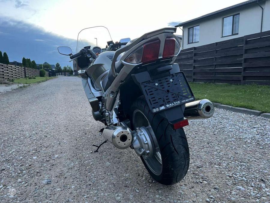 Brown Yamaha FJR 1300 2006 in Vilnius, with an engine capacity of 1.30 L and mileage of 36 thousand km for 5450 €, photo 9 on AUTOMOTO.COM.LV