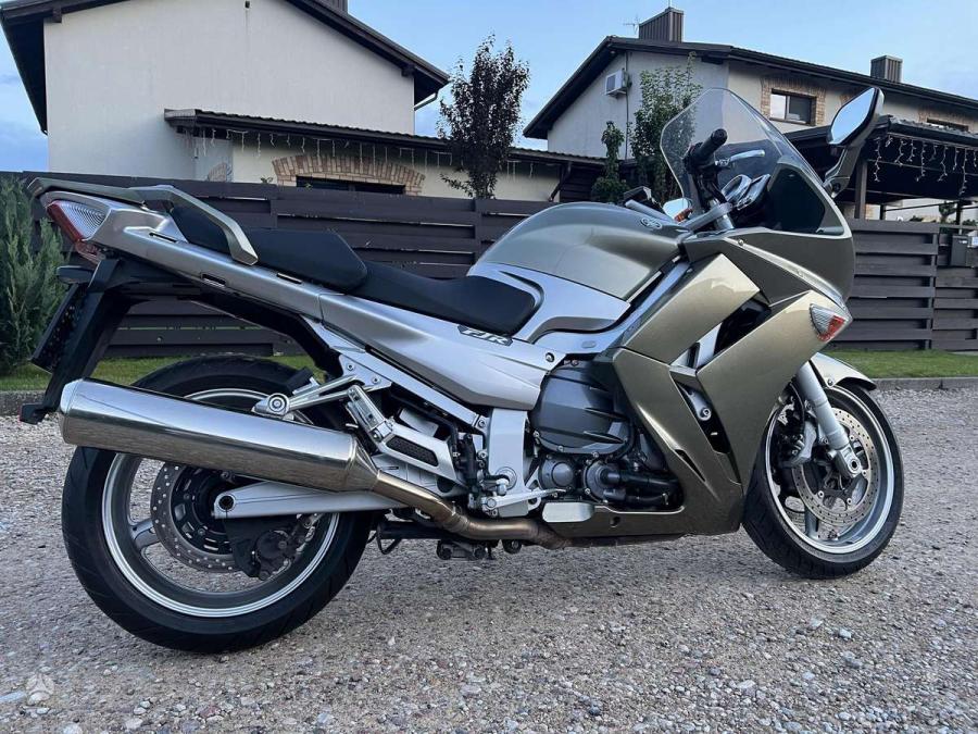 Brown Yamaha FJR 1300 2006 in Vilnius, with an engine capacity of 1.30 L and mileage of 36 thousand km for 5450 €, photo 13 on AUTOMOTO.COM.LV