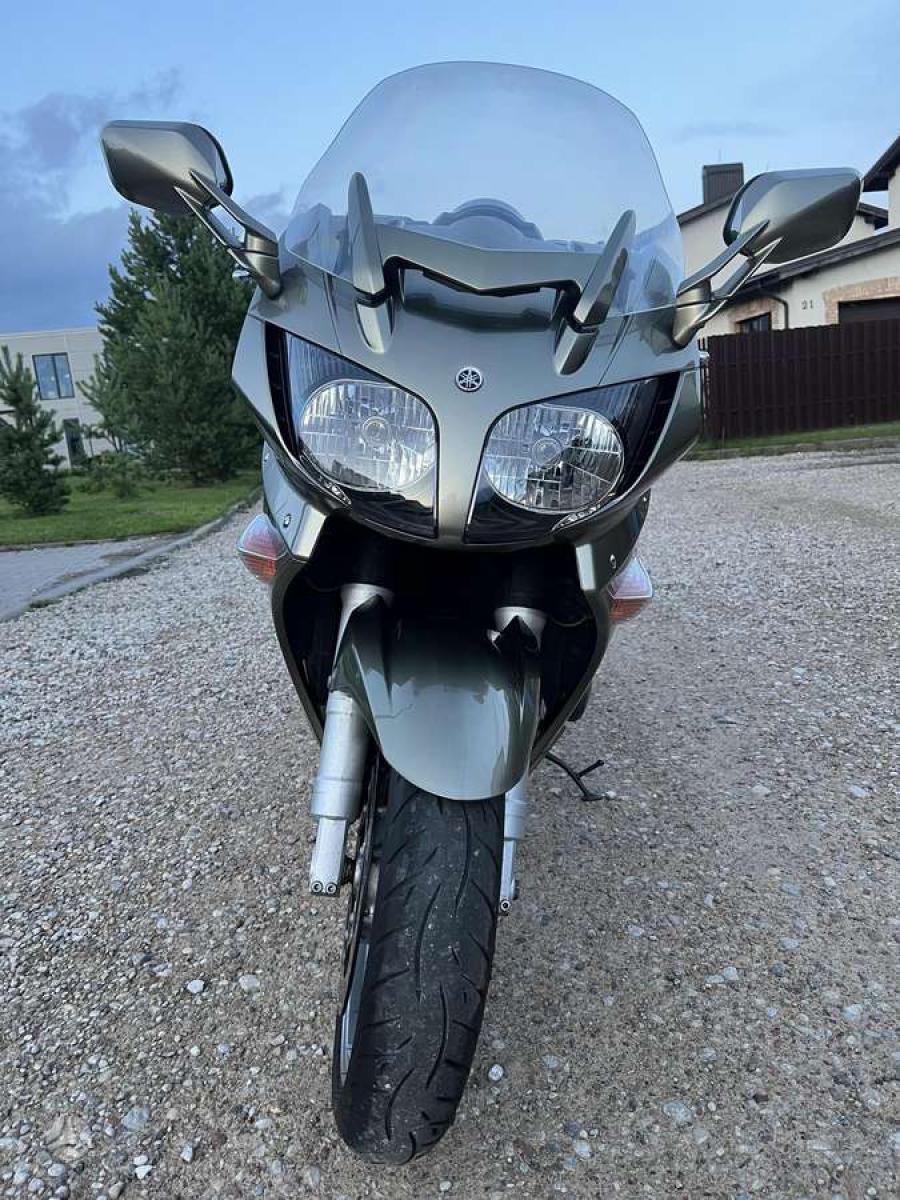 Brown Yamaha FJR 1300 2006 in Vilnius, with an engine capacity of 1.30 L and mileage of 36 thousand km for 5450 €, photo 17 on AUTOMOTO.COM.LV