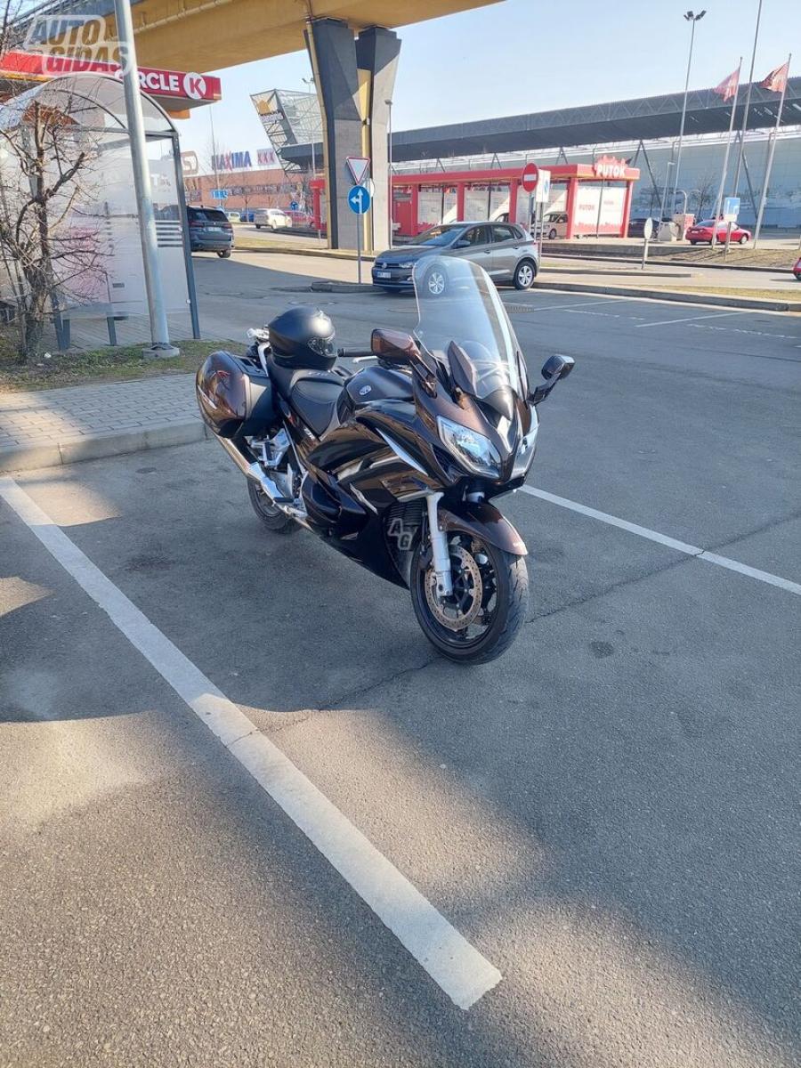 Brūns Yamaha FJR 1300 2013 Gargždai, ar dzinēja tilpumu 1.30 L un nobraukumu 58 tūkst. km par 9000 €, foto 12 vietnē AUTOMOTO.COM.LV