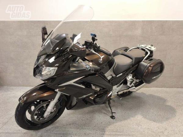 Brūns Yamaha FJR 1300 2013 Gargždai, ar dzinēja tilpumu 1.30 L un nobraukumu 58 tūkst. km par 8500 €, foto 4 vietnē AUTOMOTO.COM.LV
