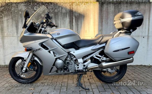 Grey Yamaha FJR 1300 2003 in Tallinn, with an engine capacity of 1.30 L and mileage of 94 thousand km for 3000 €, photo 2 on AUTOMOTO.COM.LV