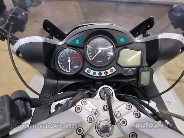 Grey Yamaha FJR 1300 2005 in Viljandi, with an engine capacity of 1.30 L and mileage of 0 thousand km for 5900 €, photo 8 on AUTOMOTO.COM.LV