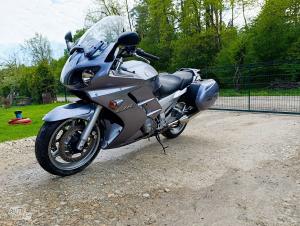 Серый Ямаха FJR 1300 2005 в Вильнюс, объемом двигателя 1.30 л и пробегом 79 тыс. км за 3600 €, фото 3 на AUTOMOTO.COM.LV
