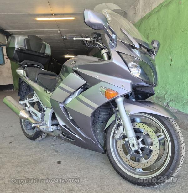 Grey Yamaha FJR 1300 2007 in Tallinn, with an engine capacity of 1.30 L and mileage of 97 thousand km for 5000 €, photo 2 on AUTOMOTO.COM.LV