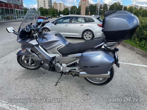 Серый Ямаха FJR 1300 2007 в Таллин, объемом двигателя 1.30 л и пробегом 92 тыс. км за 4800 €, фото 4 на AUTOMOTO.COM.LV