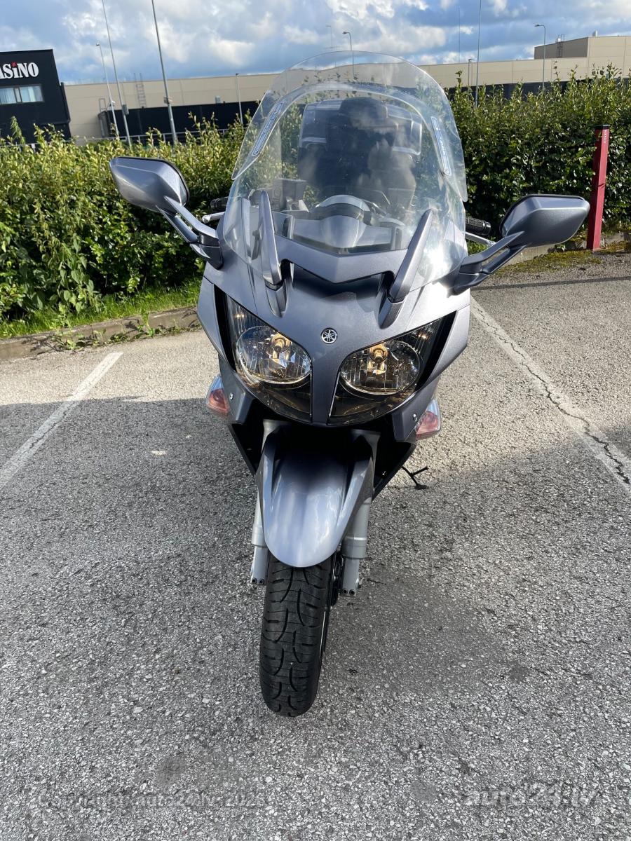 Серый Ямаха FJR 1300 2007 в Таллин, объемом двигателя 1.30 л и пробегом 92 тыс. км за 4800 €, фото 9 на AUTOMOTO.COM.LV