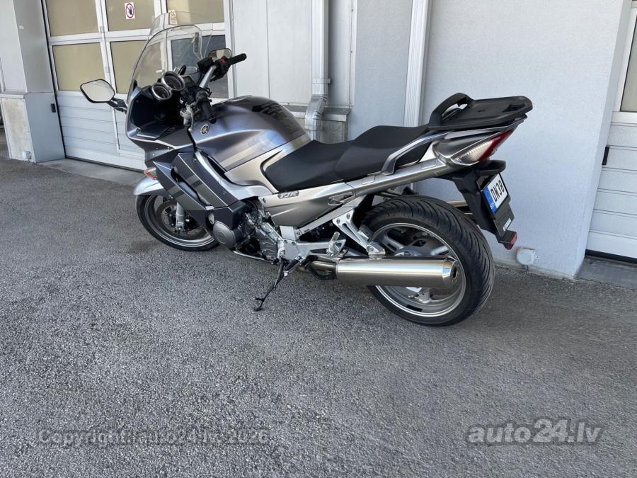 Серый Ямаха FJR 1300 2007 в Таллин, объемом двигателя 1.30 л и пробегом 92 тыс. км за 4800 €, фото 11 на AUTOMOTO.COM.LV