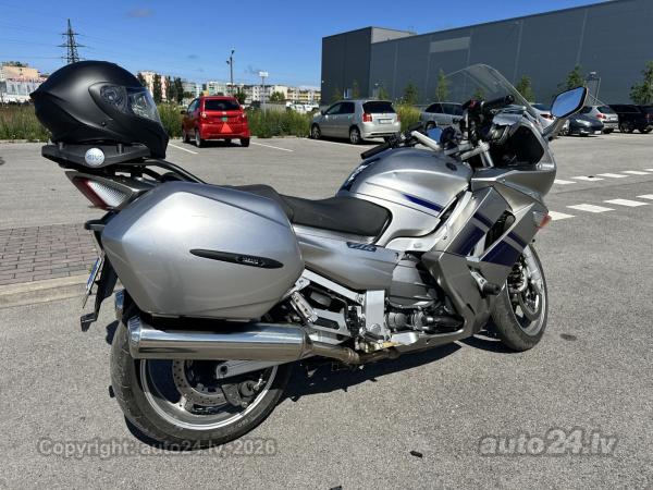 Grey Yamaha FJR 1300 2008 in Maardu, with an engine capacity of 1.30 L and mileage of 63 thousand km for 5500 €, photo 3 on AUTOMOTO.COM.LV
