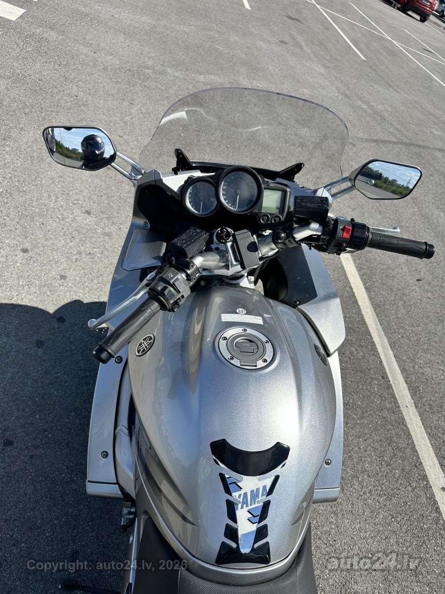 Grey Yamaha FJR 1300 2008 in Maardu, with an engine capacity of 1.30 L and mileage of 63 thousand km for 5500 €, photo 9 on AUTOMOTO.COM.LV