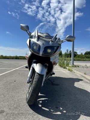 Grey Yamaha FJR 1300 2008 in Maardu, with an engine capacity of 1.30 L and mileage of 63 thousand km for 5500 €, photo 16 on AUTOMOTO.COM.LV