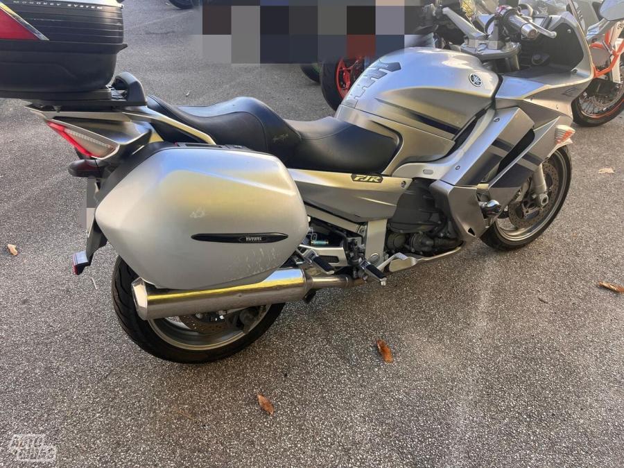 Grey Yamaha FJR 1300 2008 in Taurage, with an engine capacity of 1.30 L and mileage of 69 thousand km for 3500 €, photo 3 on AUTOMOTO.COM.LV