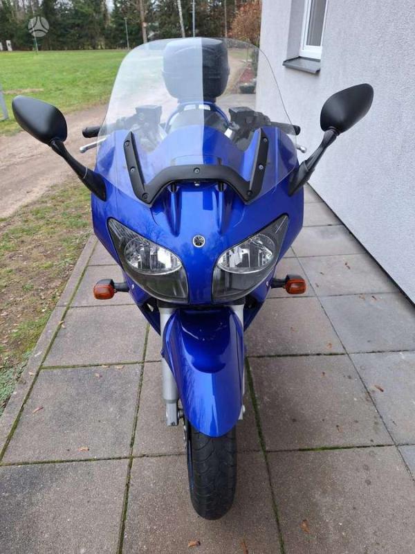 Yamaha FJR 1300 2001 in Prienai, with an engine capacity of 1.30 L and mileage of 43 thousand km for 3300 €, photo 5 on AUTOMOTO.COM.LV