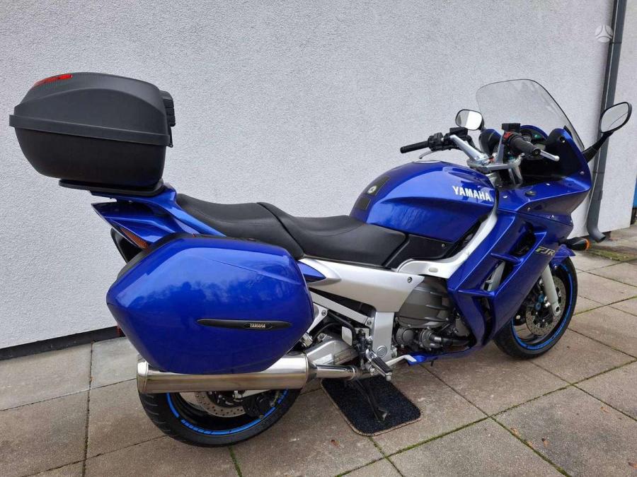 Yamaha FJR 1300 2001 in Prienai, with an engine capacity of 1.30 L and mileage of 43 thousand km for 3300 €, photo 6 on AUTOMOTO.COM.LV