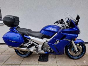 Yamaha FJR 1300 2001 in Prienai, with an engine capacity of 1.30 L and mileage of 43 thousand km for 3300 €, photo 17 on AUTOMOTO.COM.LV