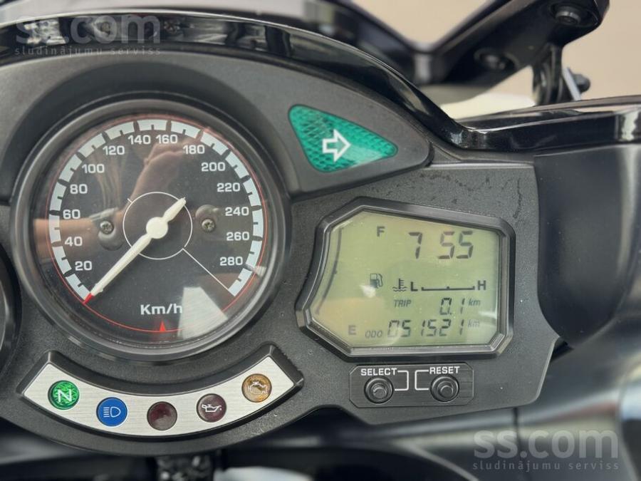 Ямаха FJR 1300 2001 в Рига, объемом двигателя 1.30 л и пробегом 0 тыс. км за 2999 €, фото 8 на AUTOMOTO.COM.LV