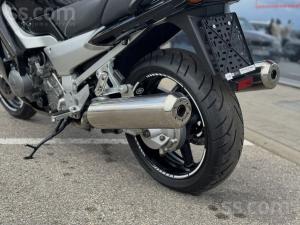 Ямаха FJR 1300 2001 в Рига, объемом двигателя 1.30 л и пробегом 0 тыс. км за 2999 €, фото 11 на AUTOMOTO.COM.LV