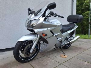 Yamaha FJR 1300 2001 in Prienai, with an engine capacity of 1.30 L and mileage of 40 thousand km for 2850 €, photo  on AUTOMOTO.COM.LV