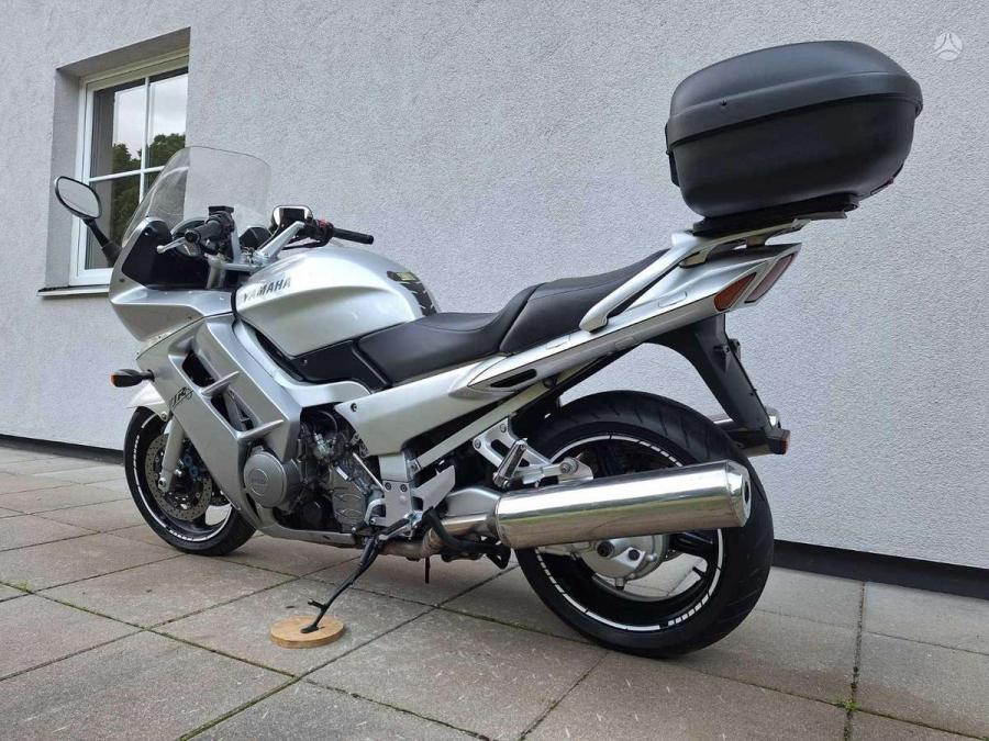 Ямаха FJR 1300 2001 в Пренай, объемом двигателя 1.30 л и пробегом 40 тыс. км за 2850 €, фото 18 на AUTOMOTO.COM.LV