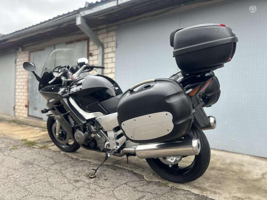 Yamaha FJR 1300 2001 Birštonas, ar dzinēja tilpumu 1.30 L un nobraukumu 38 tūkst. km par 3299 €, foto 5 vietnē AUTOMOTO.COM.LV