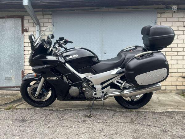 Yamaha FJR 1300 2001 in Birstonas, with an engine capacity of 1.30 L and mileage of 38 thousand km for 3299 €, photo 5 on AUTOMOTO.COM.LV