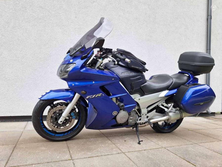 Yamaha FJR 1300 2001 Prienai, ar dzinēja tilpumu 1.30 L un nobraukumu 0 tūkst. km par 3150 €, foto 21 vietnē AUTOMOTO.COM.LV
