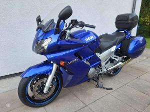 Yamaha FJR 1300 2001 Prienai, ar dzinēja tilpumu 1.30 L un nobraukumu 43 tūkst. km par 3350 €, foto  vietnē AUTOMOTO.COM.LV