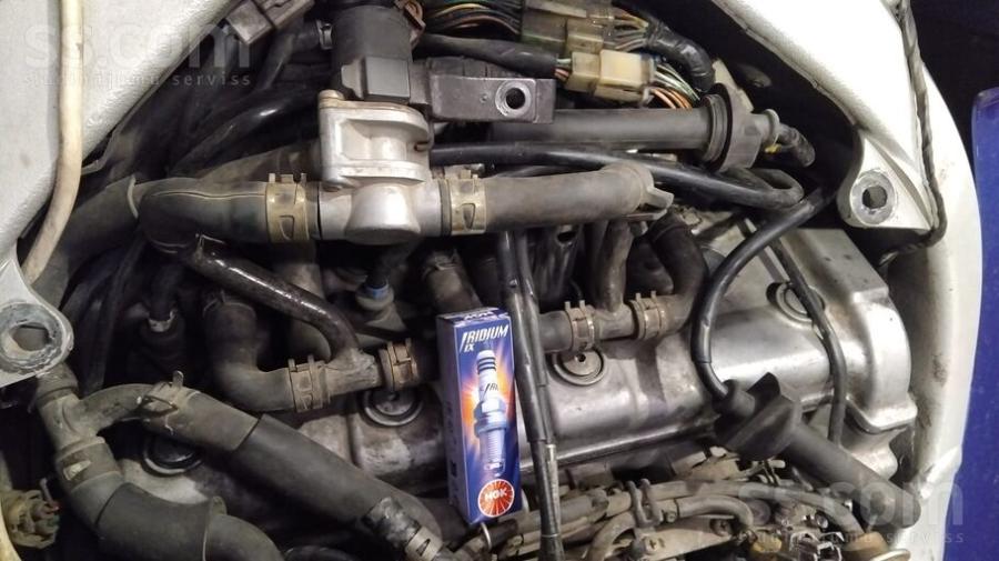 Ямаха FJR 1300 2002 в Бауска, объемом двигателя 1.30 л и пробегом 0 тыс. км за 3200 €, фото 4 на AUTOMOTO.COM.LV