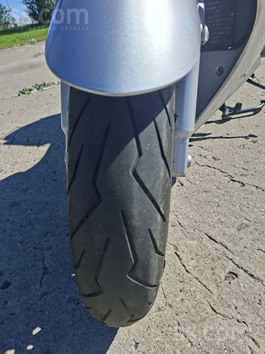 Yamaha FJR 1300 2002 Liepāja, ar dzinēja tilpumu 1.30 L un nobraukumu 0 tūkst. km par 5235 €, foto 9 vietnē AUTOMOTO.COM.LV