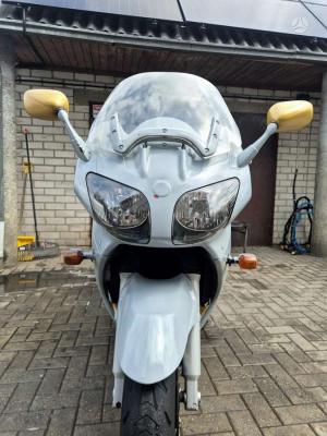 Ямаха FJR 1300 2002 в Пренай, объемом двигателя 1.30 л и пробегом 143 тыс. км за 1790 €, фото 13 на AUTOMOTO.COM.LV