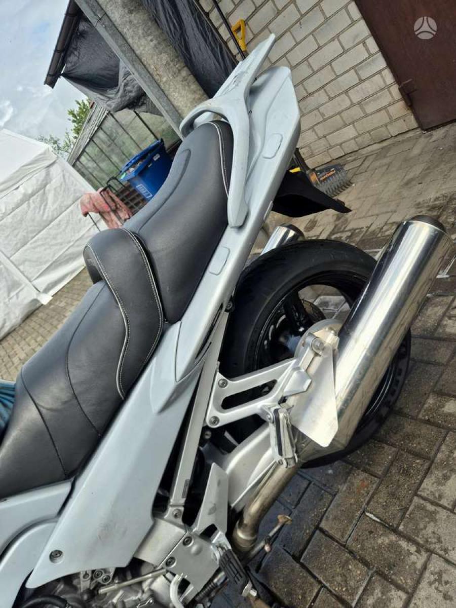Ямаха FJR 1300 2002 в Пренай, объемом двигателя 1.30 л и пробегом 143 тыс. км за 1790 €, фото 17 на AUTOMOTO.COM.LV