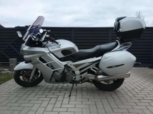 Yamaha FJR 1300 2002 in Kaunas, with an engine capacity of 1.30 L and mileage of 81 thousand km for 2850 €, photo  on AUTOMOTO.COM.LV