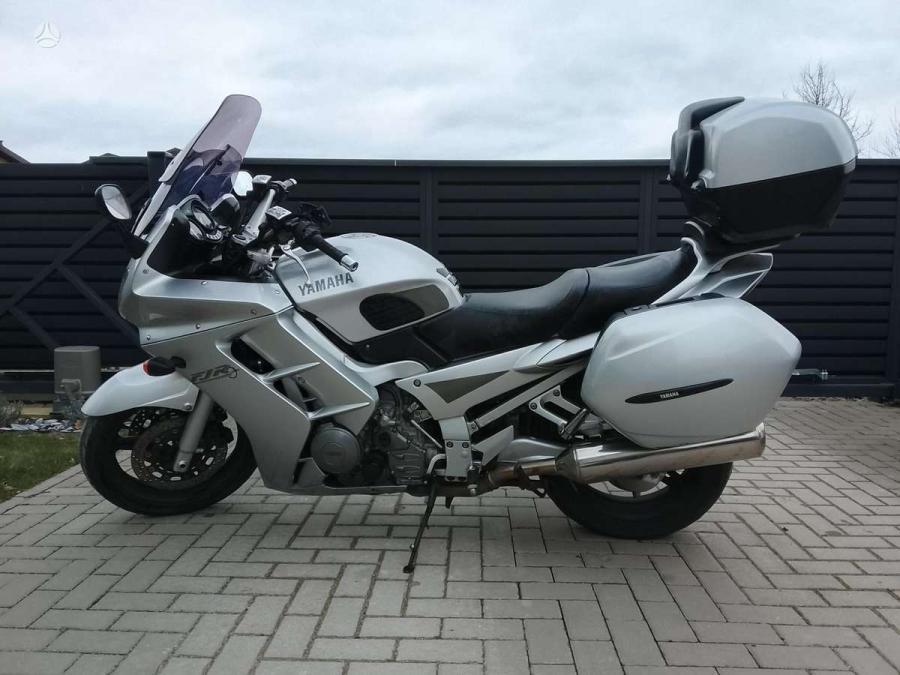 Ямаха FJR 1300 2002 в Каунас, объемом двигателя 1.30 л и пробегом 81 тыс. км за 2850 €, фото 1 на AUTOMOTO.COM.LV