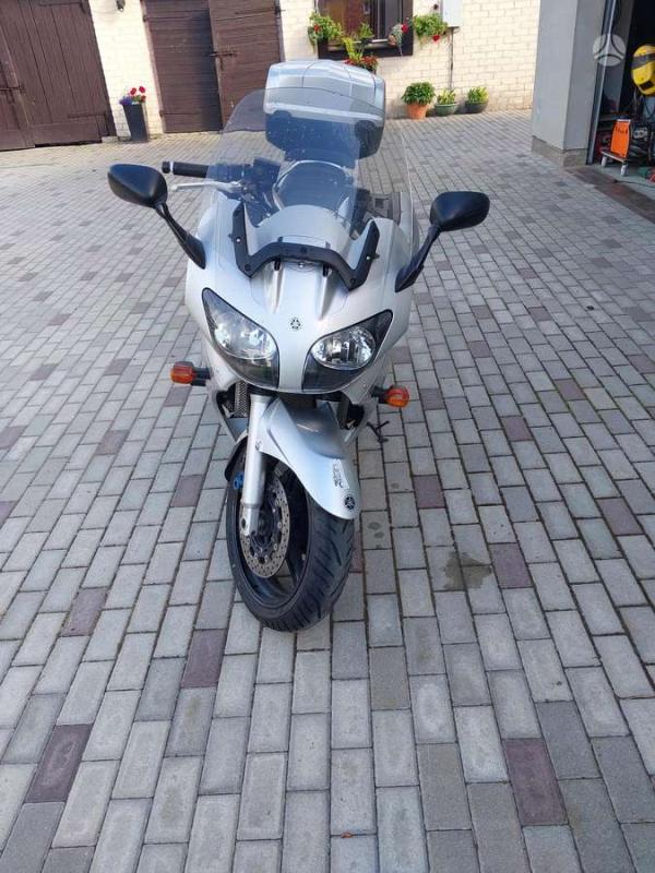 Ямаха FJR 1300 2003 в Ионишкис, объемом двигателя 1.30 л и пробегом 75 тыс. км за 2980 €, фото 2 на AUTOMOTO.COM.LV