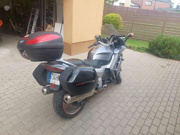 Yamaha FJR 1300 2003 Viļņa, ar dzinēja tilpumu 1.30 L un nobraukumu 189 tūkst. km par 2000 €, foto 1 vietnē AUTOMOTO.COM.LV