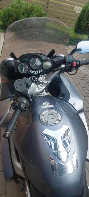 Yamaha FJR 1300 2003 in Vilnius, with an engine capacity of 1.30 L and mileage of 189 thousand km for 2000 €, photo 9 on AUTOMOTO.COM.LV