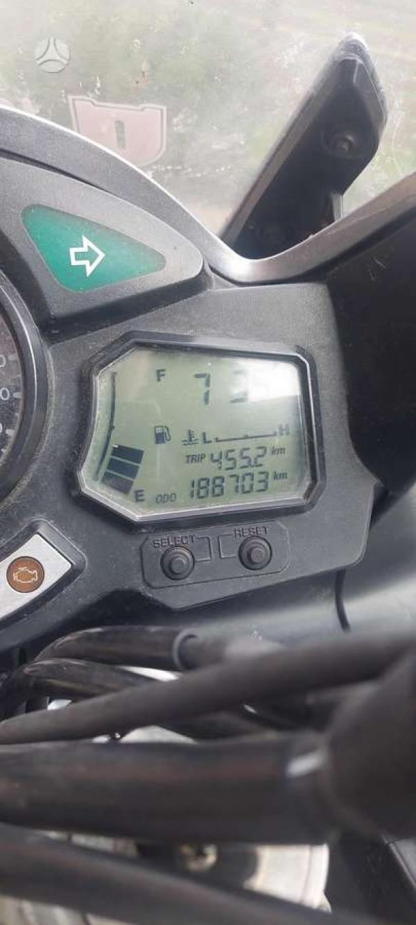 Yamaha FJR 1300 2003 Viļņa, ar dzinēja tilpumu 1.30 L un nobraukumu 189 tūkst. km par 2000 €, foto 10 vietnē AUTOMOTO.COM.LV