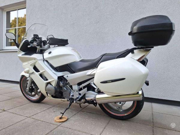 Ямаха FJR 1300 2004 в Пренай, объемом двигателя 1.30 л и пробегом 49 тыс. км за 3450 €, фото 3 на AUTOMOTO.COM.LV