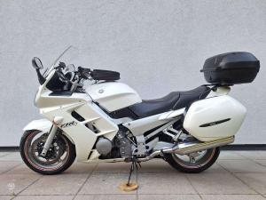 Yamaha FJR 1300 2004 in Prienai, with an engine capacity of 1.30 L and mileage of 49 thousand km for 3450 €, photo 8 on AUTOMOTO.COM.LV