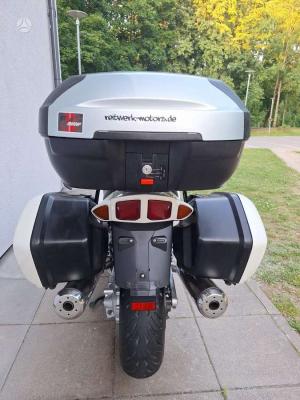 Yamaha FJR 1300 2004 in Prienai, with an engine capacity of 1.30 L and mileage of 49 thousand km for 3450 €, photo 15 on AUTOMOTO.COM.LV