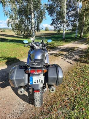 Yamaha FJR 1300 2004 in Ludza, with an engine capacity of 1.30 L and mileage of 0 thousand km for 2850 €, photo 4 on AUTOMOTO.COM.LV