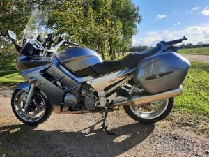 Yamaha FJR 1300 2004 in Ludza, with an engine capacity of 1.30 L and mileage of 0 thousand km for 2850 €, photo 5 on AUTOMOTO.COM.LV