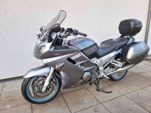Yamaha FJR 1300 2005 in Prienai, with an engine capacity of 1.30 L and mileage of 41 thousand km for 3450 €, photo 2 on AUTOMOTO.COM.LV