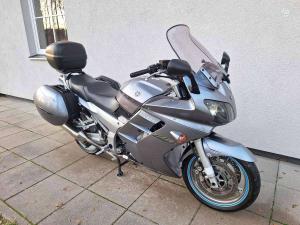 Yamaha FJR 1300 2005 in Prienai, with an engine capacity of 1.30 L and mileage of 41 thousand km for 3450 €, photo 5 on AUTOMOTO.COM.LV
