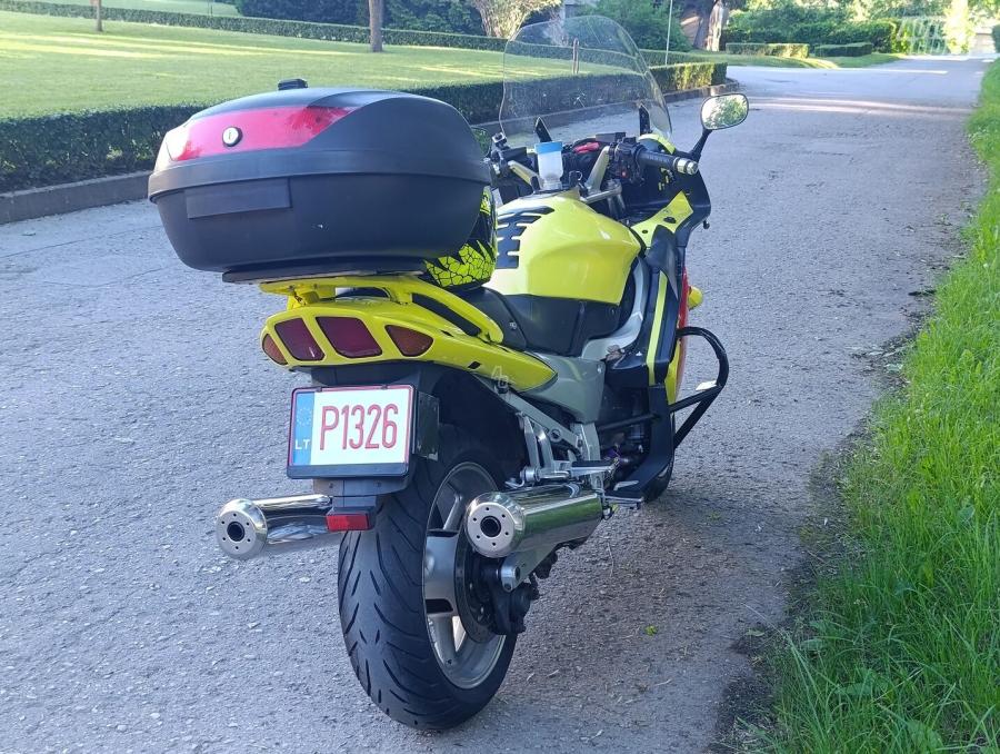 Yamaha FJR 1300 2005 in Vilnius, with an engine capacity of 0.00 L and mileage of 0 thousand km for 2700 €, photo 3 on AUTOMOTO.COM.LV