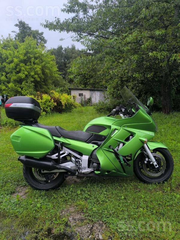 Yamaha FJR 1300 2005 Rīga, ar dzinēja tilpumu 1.30 L un nobraukumu 0 tūkst. km par 4500 €, foto 1 vietnē AUTOMOTO.COM.LV
