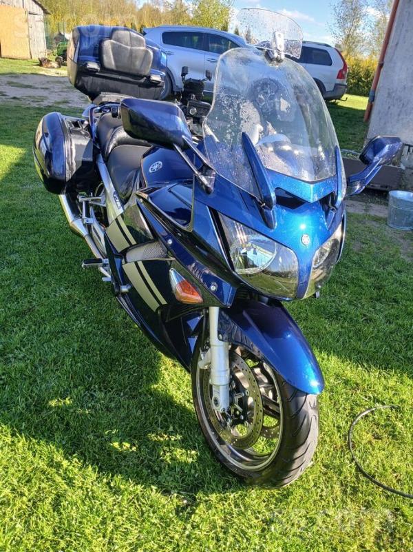 Yamaha FJR 1300 2006 Ventspils, ar dzinēja tilpumu 1.30 L un nobraukumu 0 tūkst. km par 3900 €, foto 1 vietnē AUTOMOTO.COM.LV