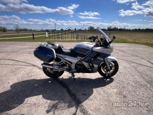 Yamaha FJR 1300 2006 in Tallinn, with an engine capacity of 1.30 L and mileage of 61 thousand km for 3000 €, photo 4 on AUTOMOTO.COM.LV