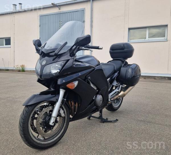 Yamaha FJR 1300 2007 in Ogre, with an engine capacity of 1.30 L and mileage of 0 thousand km for 4300 €, photo 4 on AUTOMOTO.COM.LV